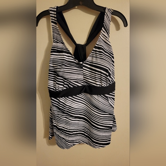 Ava & Viv | Swim | Ava Viv Black And White Striped Swim Top | Poshmark